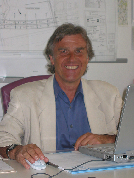 Stahlbetonanalyse 21 - Biographie